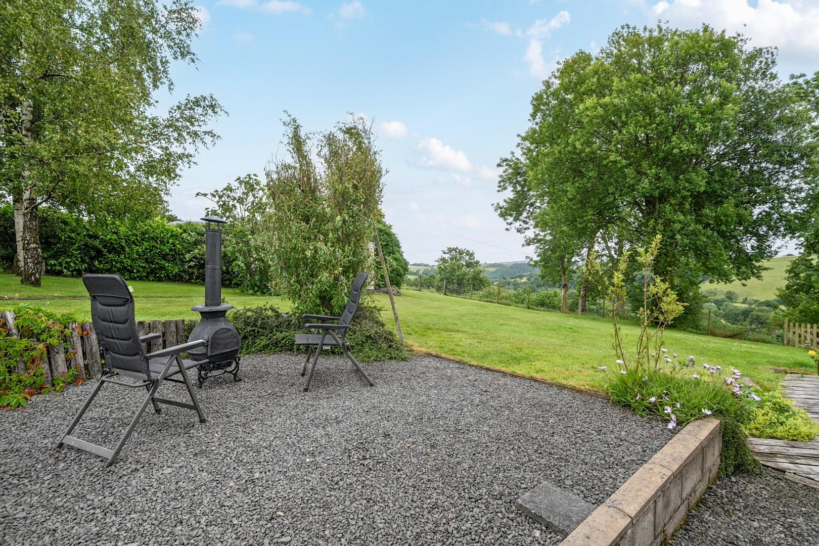 Pencraig, Welshpool, SY21 0DW | Estate Agents & Auctioneers